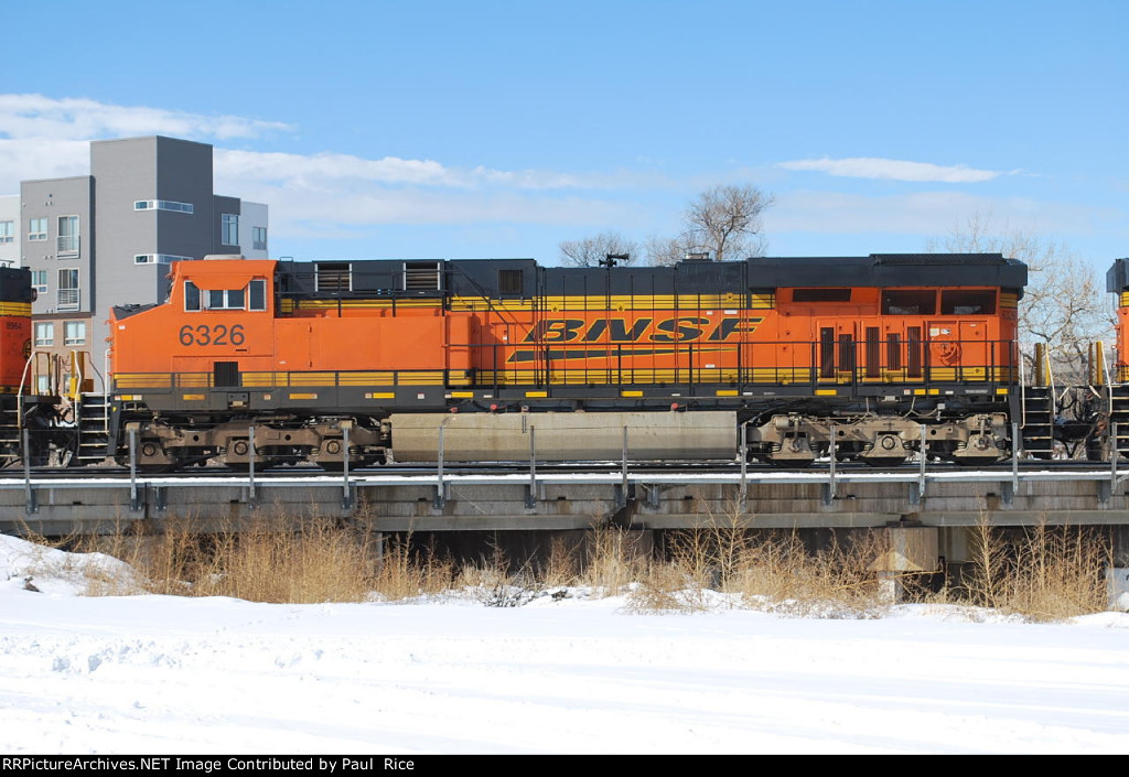 BNSF 6326